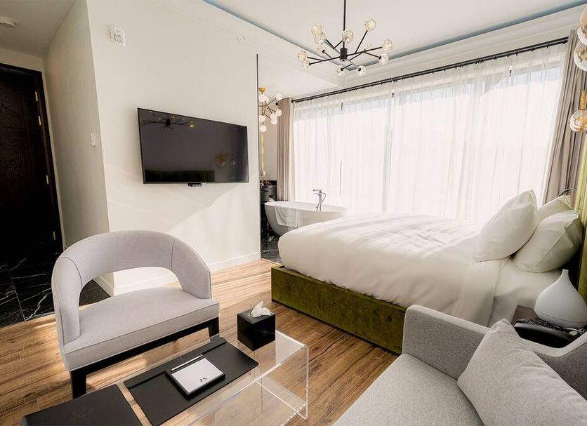 Mount Alverno Luxury Resorts C$ 187 (C̶$̶ ̶3̶9̶3̶). Caledon Hotel Deals ...