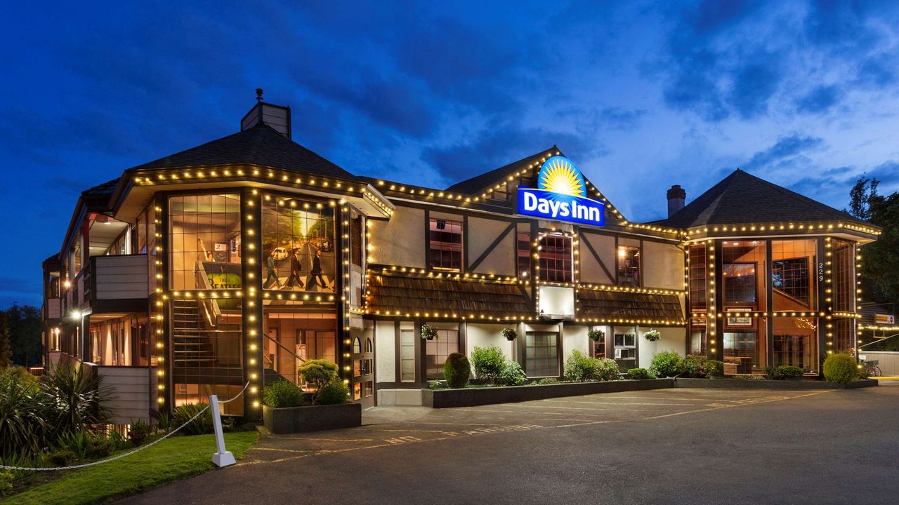 Days Inn Victoria Uptown C$ 85 (C̶$̶ ̶2̶7̶5̶). Victoria Hotel Deals ...